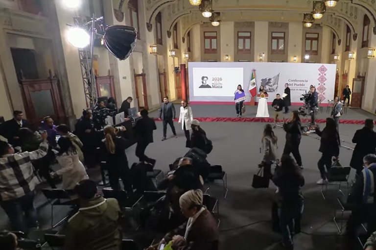 Sismo de magnitud 6.5 interrumpe conferencia de Sheinbaum en Palacio ...